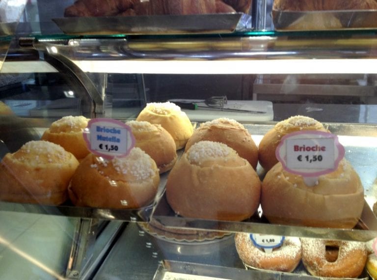 Positano Italy: An Insider's Guide - 8 Top Tips for Travellers - Walks ...