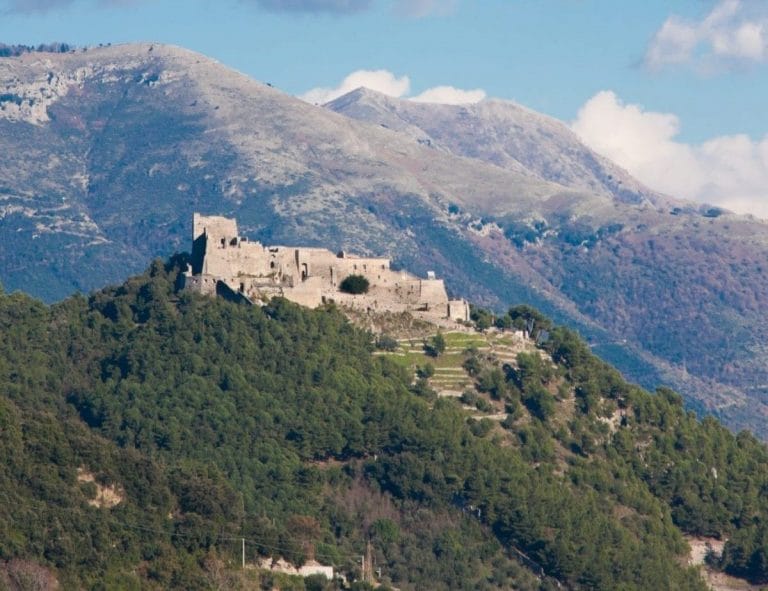 5 Must-See Amalfi Coast Gems: Castles, Hiking Trails, Villas, & More